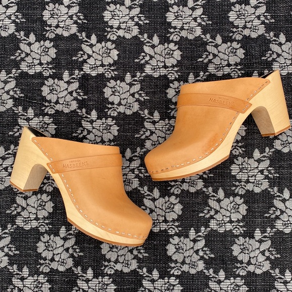 Swedish Hasbeens | Shoes | Swedish Hasbeens Slip In Clogs 39 Us 9 ...